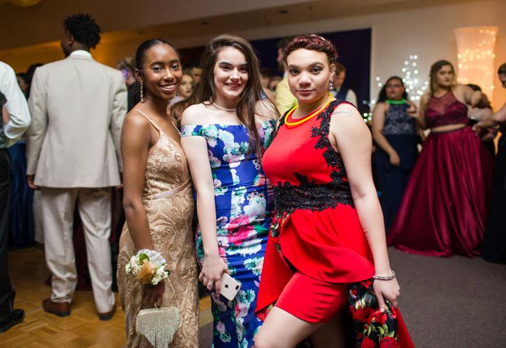 Photos: Huntington High Prom | Multimedia | herald-dispatch.com
