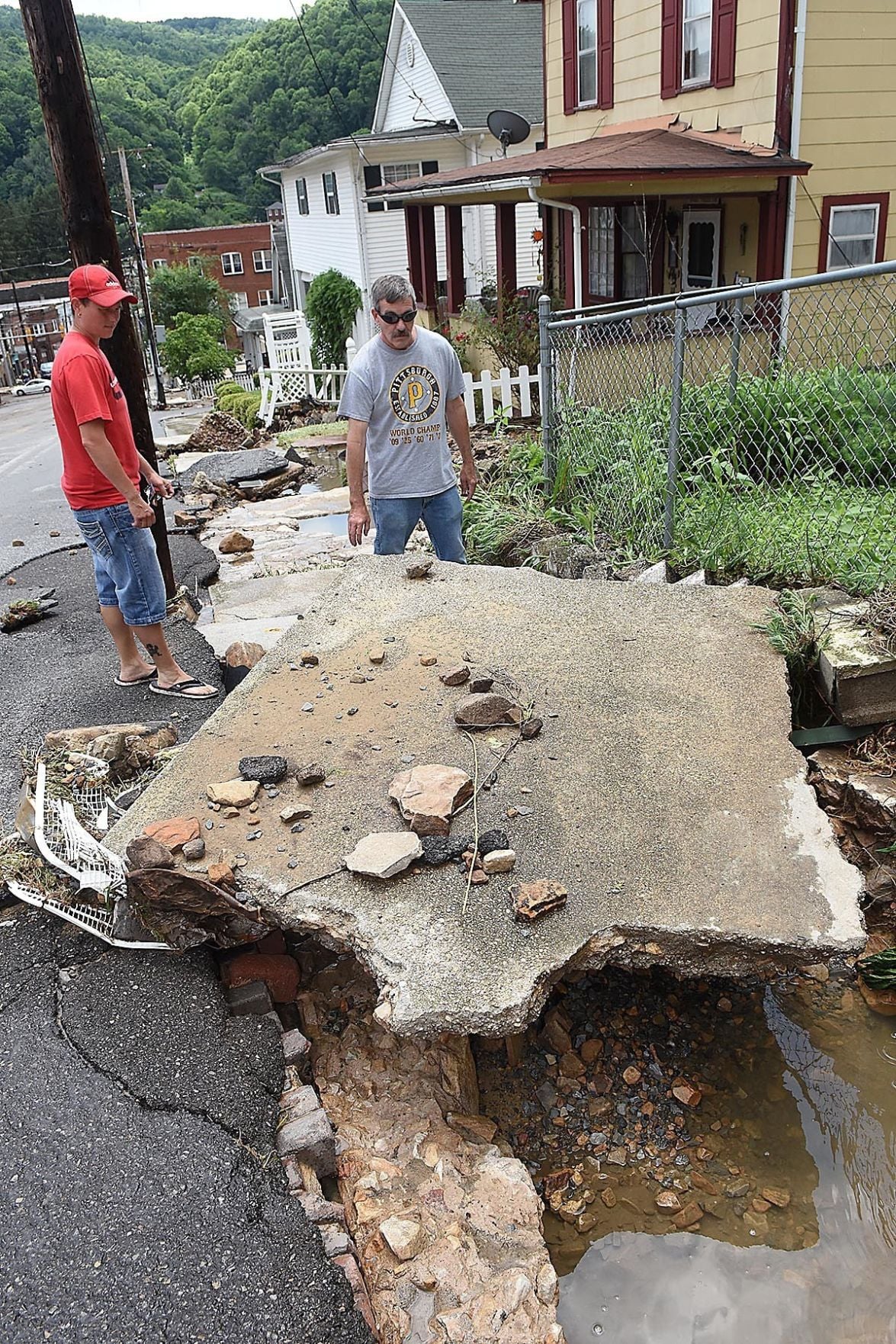 Photos: 2016 West Virginia flooding | Multimedia | herald-dispatch.com
