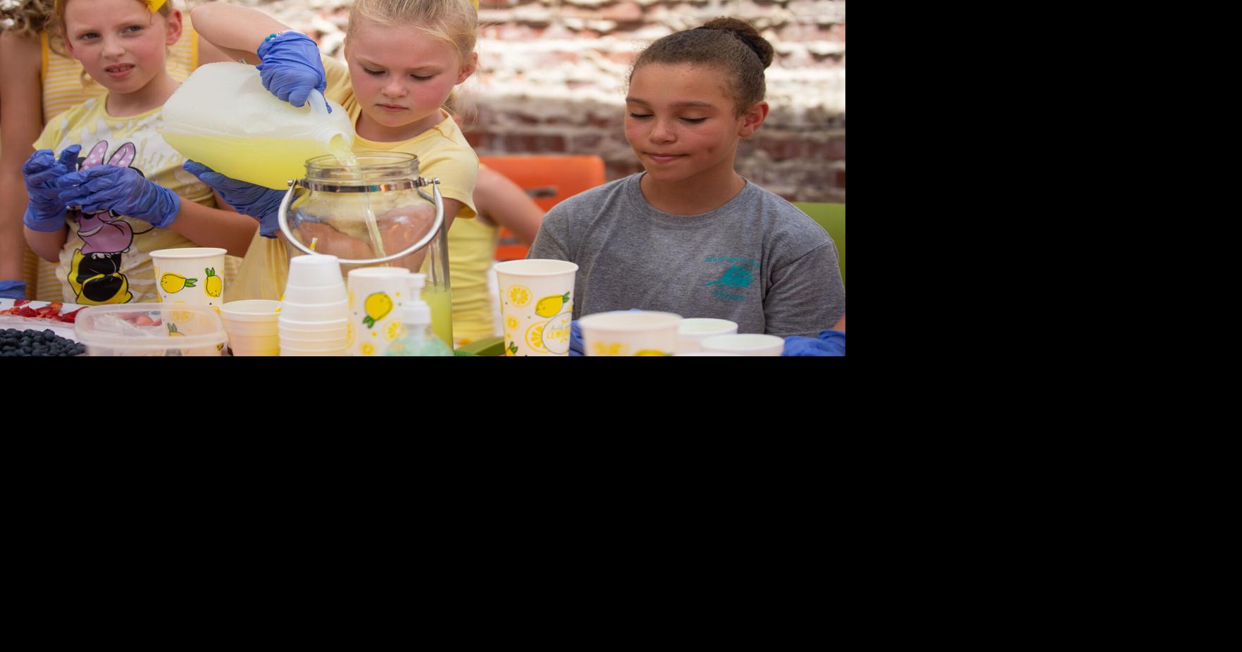 Photos: Huntington Dance Theatre hosts lemonade stand at The Market ...