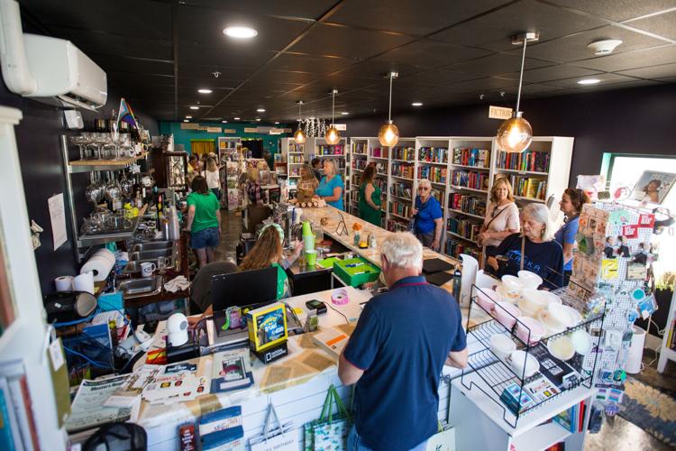 Barbara Kingsolver visits Barboursville Bookstore | Features ...