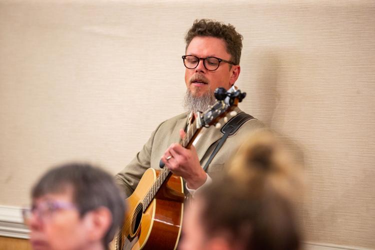 Photos: Edwards Comprehensive Cancer Center Survivors Dinner ...