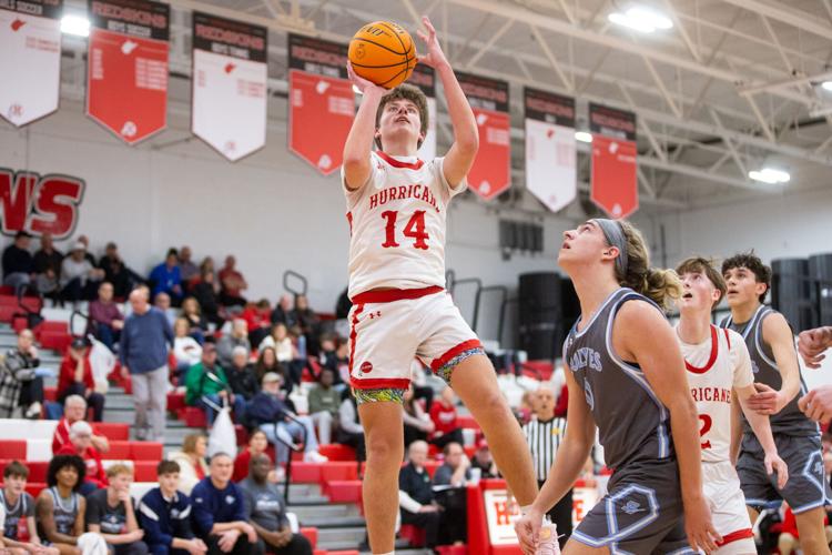 Prep boys basketball: Riggs scores 30, Timberwolves rout Redskins 99-61 ...