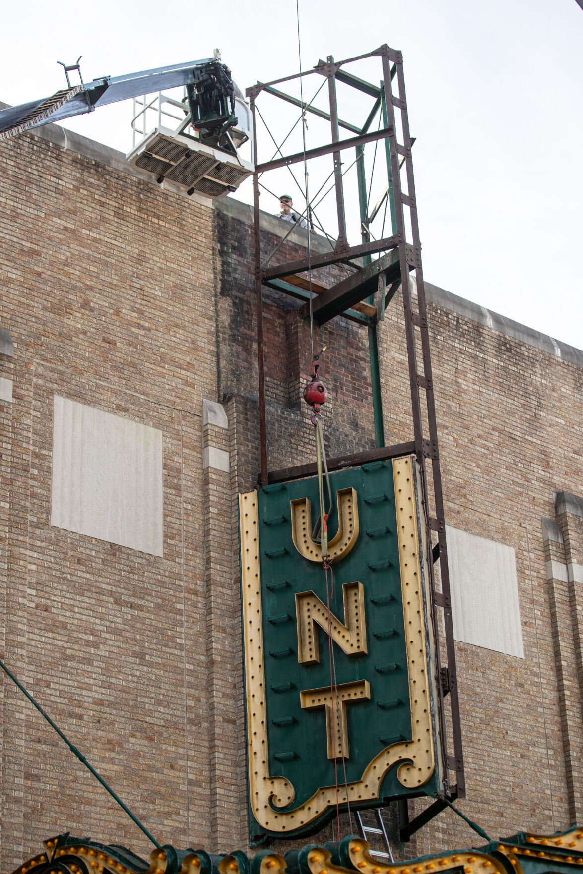 Paramount sign renovation ongoing despite delay | News | herald ...