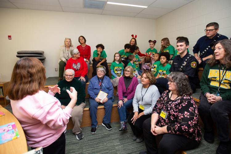 Highlawn students given free blankets, books | News | herald-dispatch.com