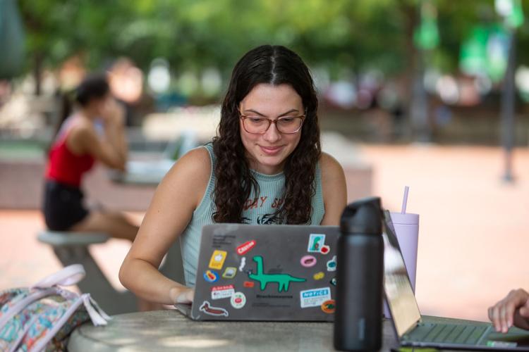 Campus comes alive with first day of fall semester | News | herald ...
