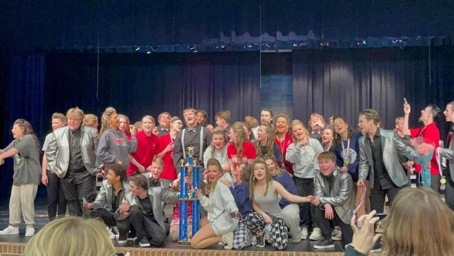 Hurricane show choirs riding wave of success | Putnam News | herald ...