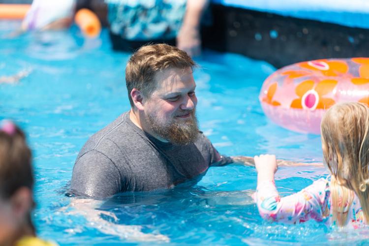 Pool in the middle of neighborhood brings community to residents ...