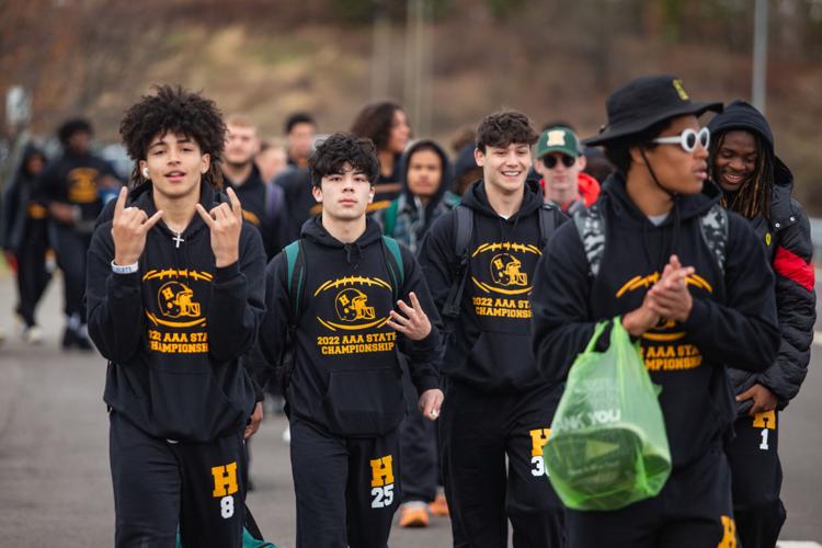 Photos: HHS Football Team Send-off | Multimedia | herald-dispatch.com