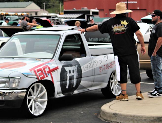 Putnam County Homecoming Car Show draws a crowd | Putnam News | herald ...