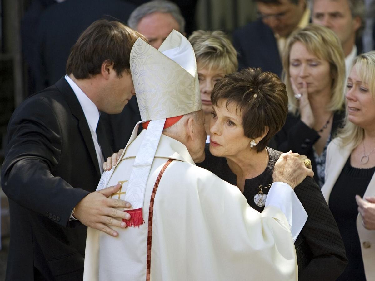 Gallery: Tim Russert's funeral services | Multimedia | herald-dispatch.com