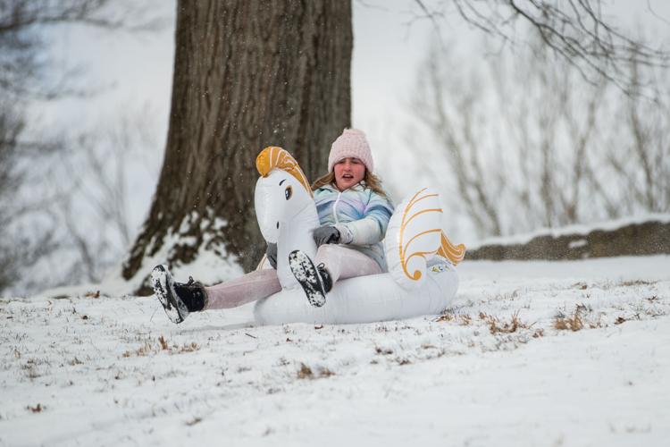 Photos: People spend the afternoon out in the snow at Ritter Park ...