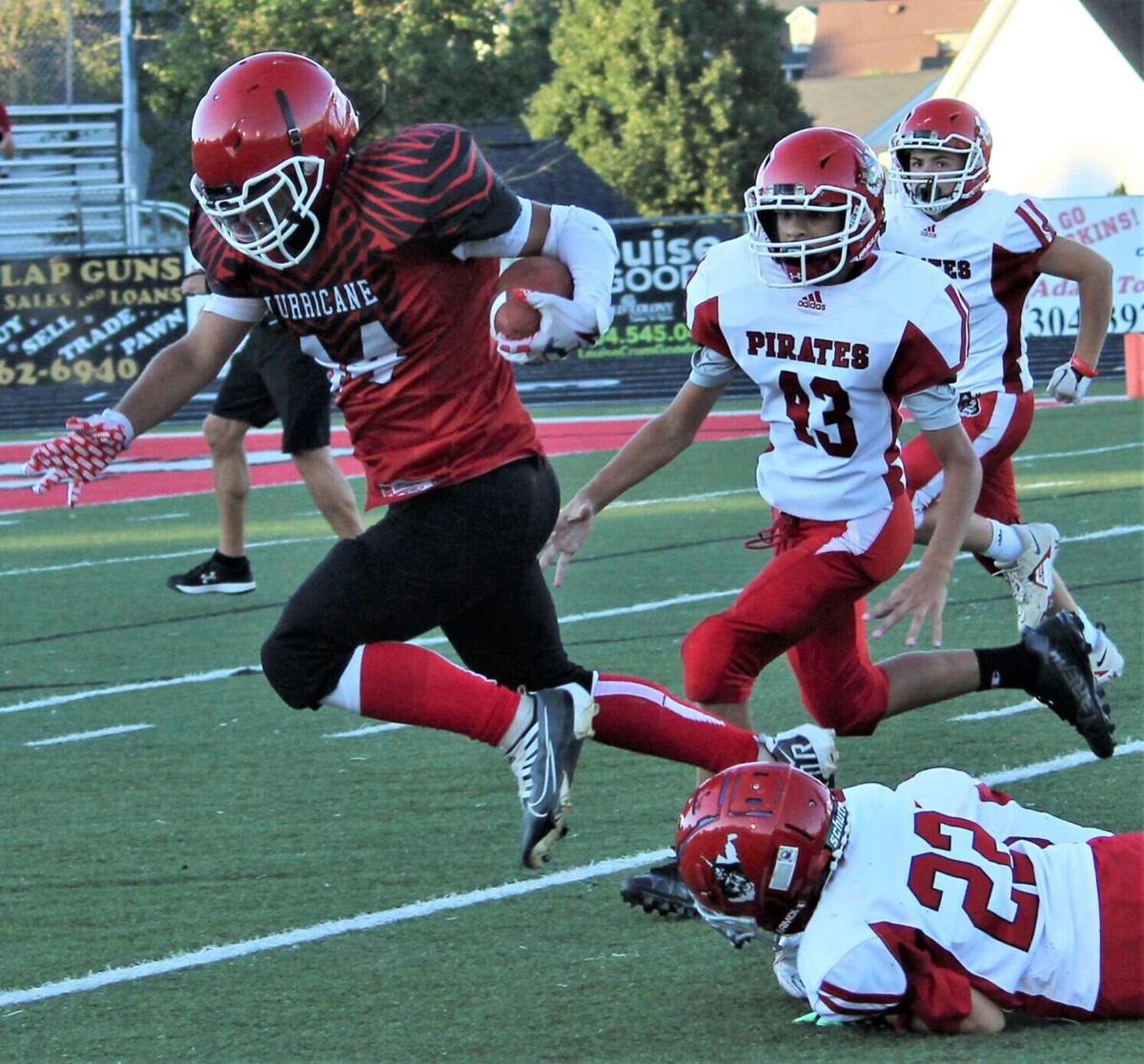 Hurricane hosts Barboursville in middle school football action | Putnam ...