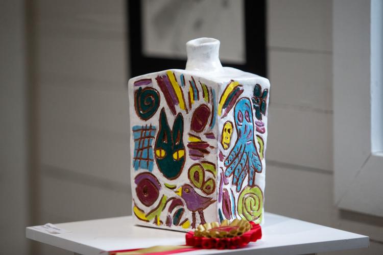 Photos: "High School Artist of the Tri-State" exhibition | Multimedia ...