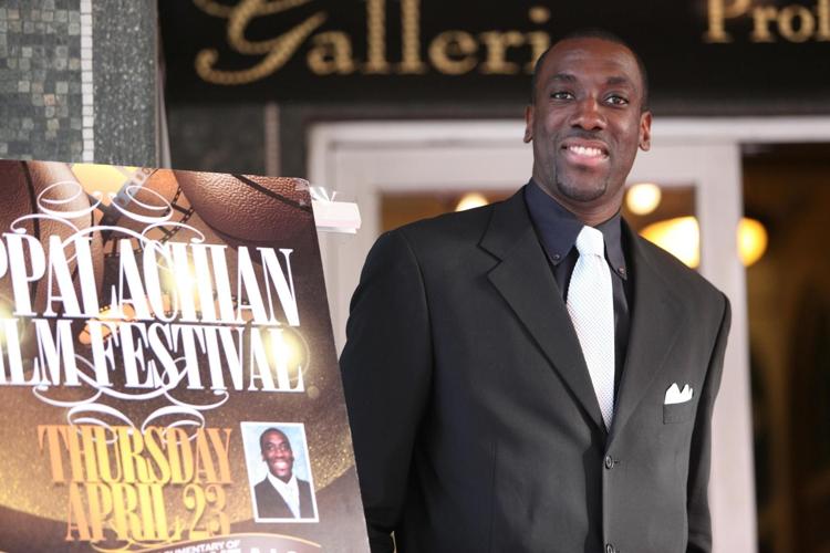 Gallery: Jean Francois Bro Grebe's Red-Carpet Walk | Photos News ...