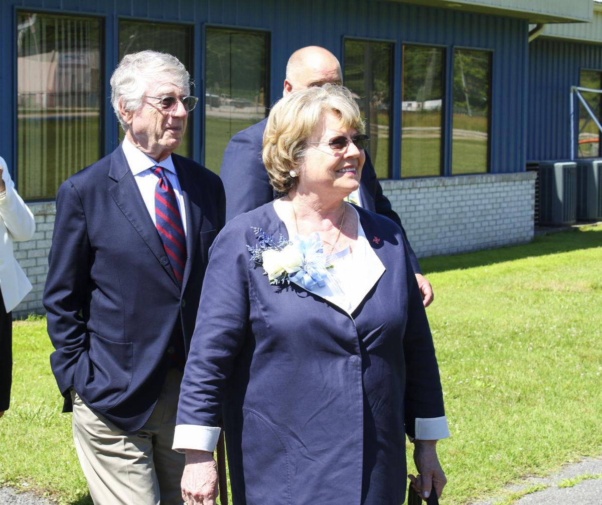 Photos: Grace Anne Dorney Pulmonary Rehabilitation Center ribbon ...