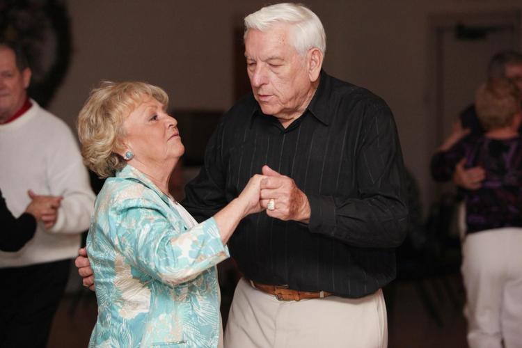 Gallery: Senior Spring Prom Dance | Photos News | herald-dispatch.com
