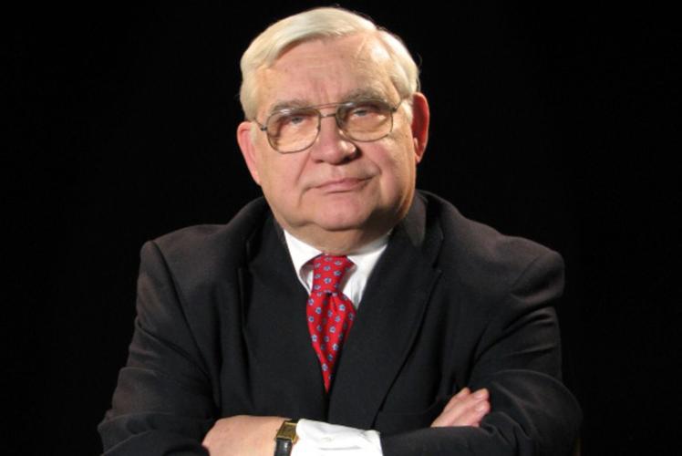 James E. Casto: H-D career provided a front-row seat to history | 100 ...