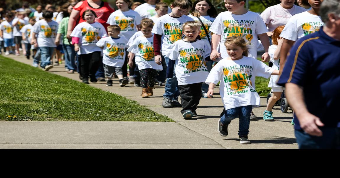 Highlawn Elementary celebrates walking goal | News | herald-dispatch.com