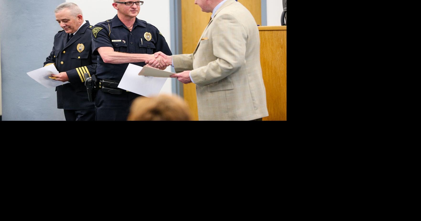 HPD promotes 11 to new ranks | News | herald-dispatch.com