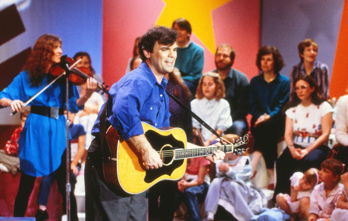 WVU to award Larry Groce an honorary degree Saturday | Features/Entertainment | herald-dispatch.com