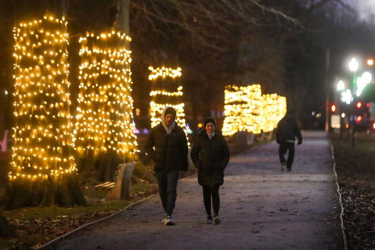 Ritter Park lights glow in center of Huntington | News | herald ...