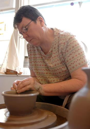 ARTIST PROFILE: Susan Maslowski - Molding a career at Mud River Pottery ...