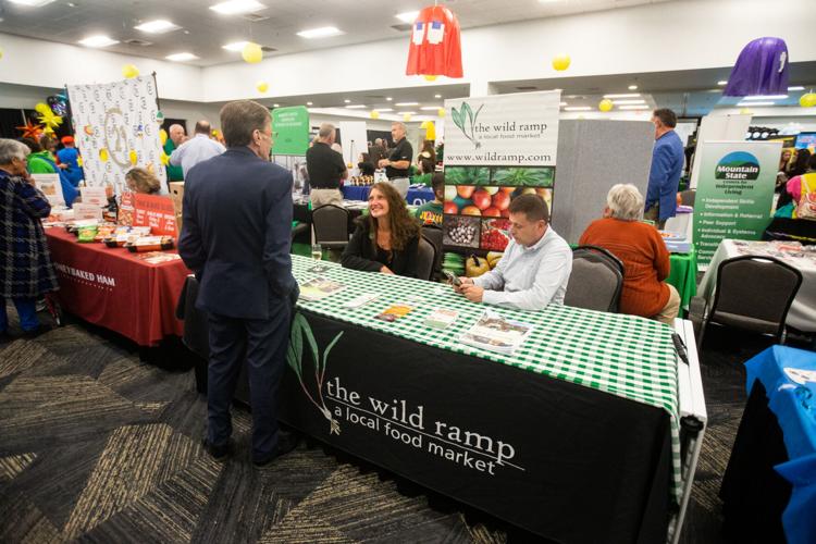 Huntington chamber's arcade, video game theme draws in hundreds | News ...