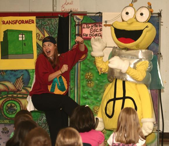 Louie the Lightning Bug teaches safety at Putnam schools | News ...