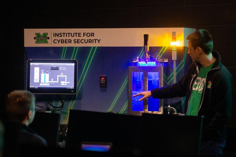 High school students het hands-on 'Cyber Experience' at MU | News ...
