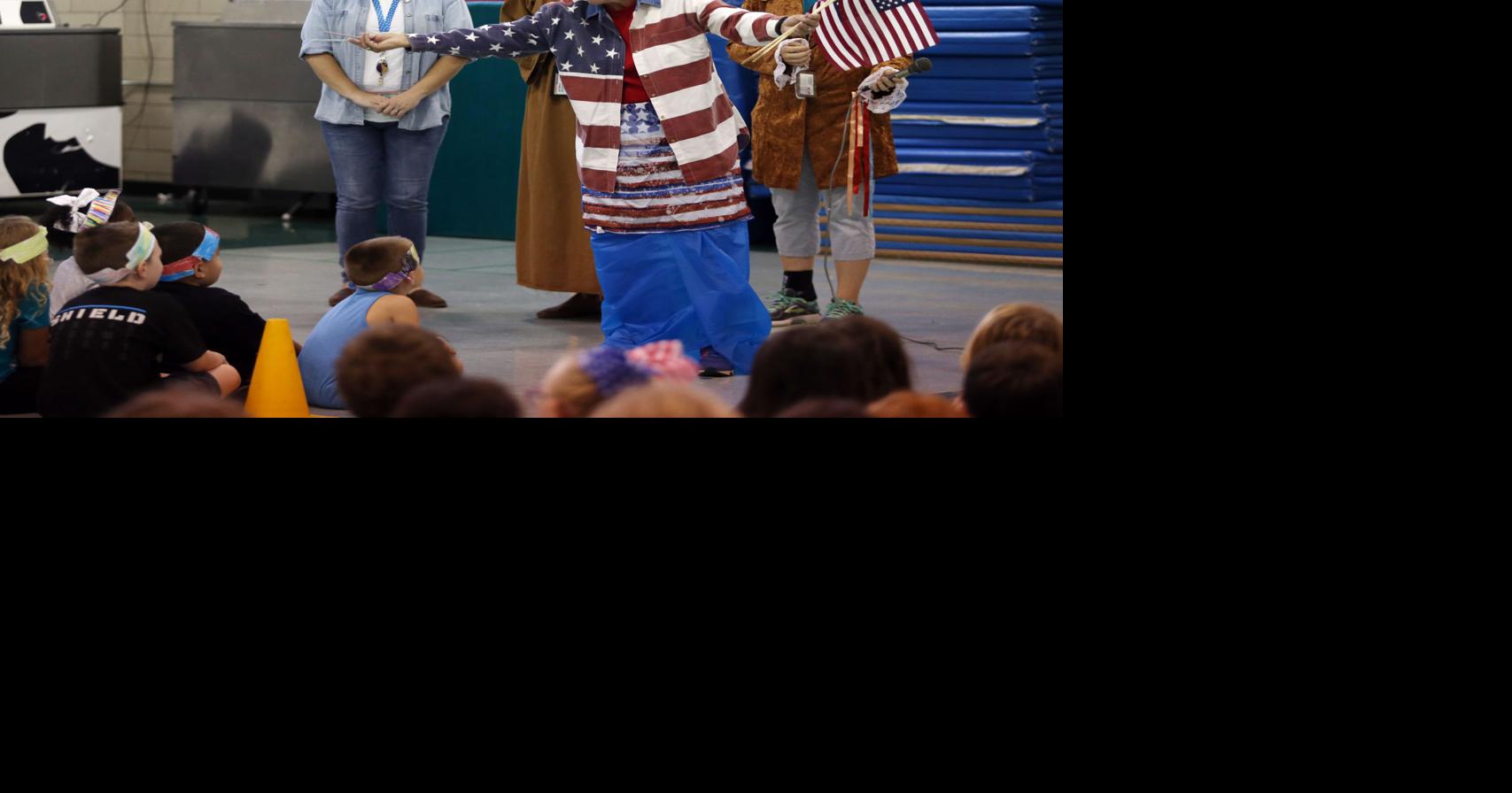 Photos: Freedom Day on Friday at Highlawn Elementary | Multimedia ...