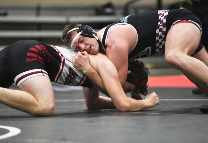 Hogsten, Christian crack top 12 at KHSAA state wrestling | Sports ...