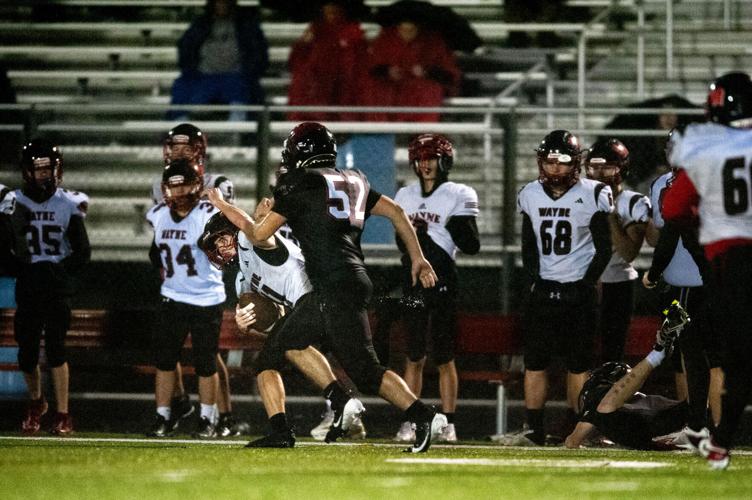 Prep football: Wayne rises up, denies Sissonville winning finish | High ...
