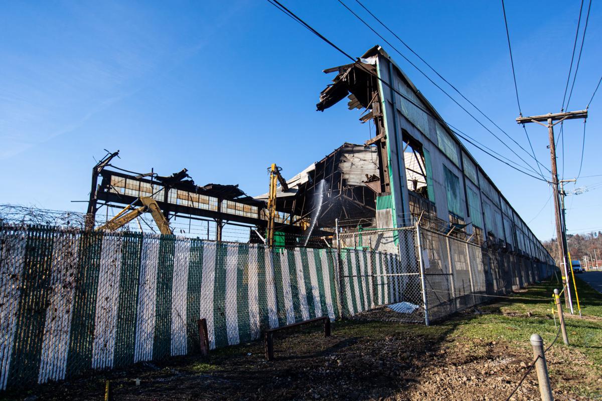 ACF Industries demolition continues | News | herald-dispatch.com