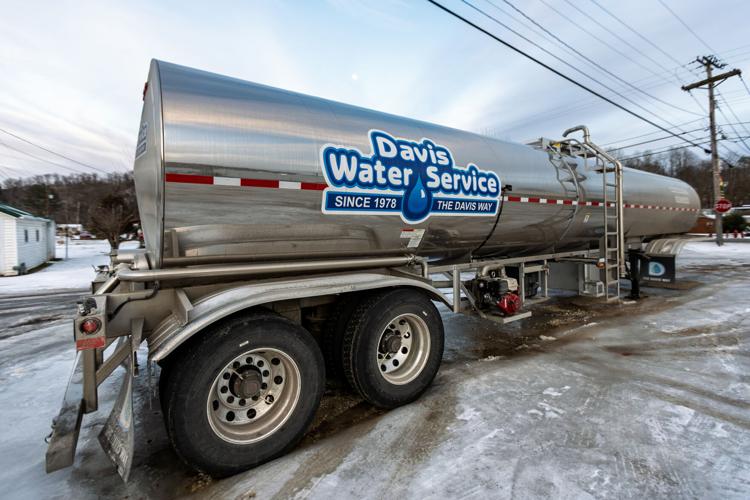 'Making it work:' Two weeks into water ban, Wayne residents wait for ...