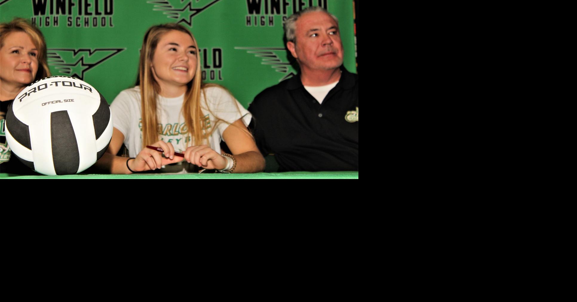Clay commits to UNC-Charlotte volleyball | Putnam News | herald ...