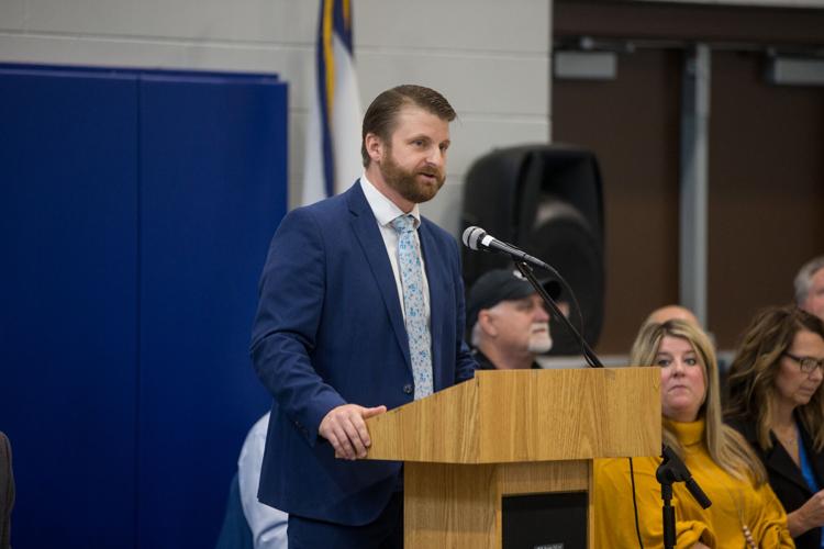 Milton Elementary students, faculty explore new school | News | herald ...