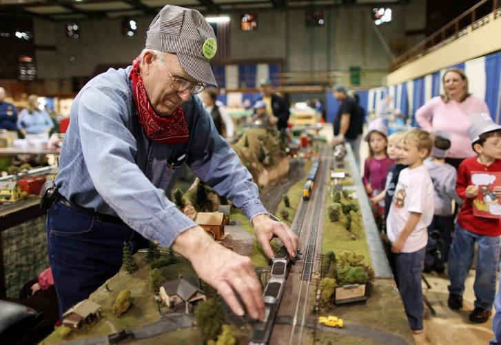 Gallery: Appalachian Model Railroad Society Show, Sunday | Photos News ...