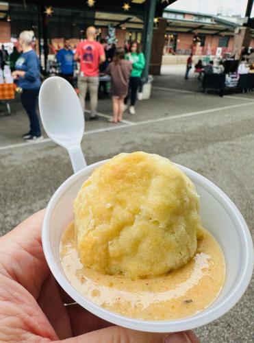 Food Guy: Biscuit & Gravy Bowl; Bogey’s adds breakfast | Features ...