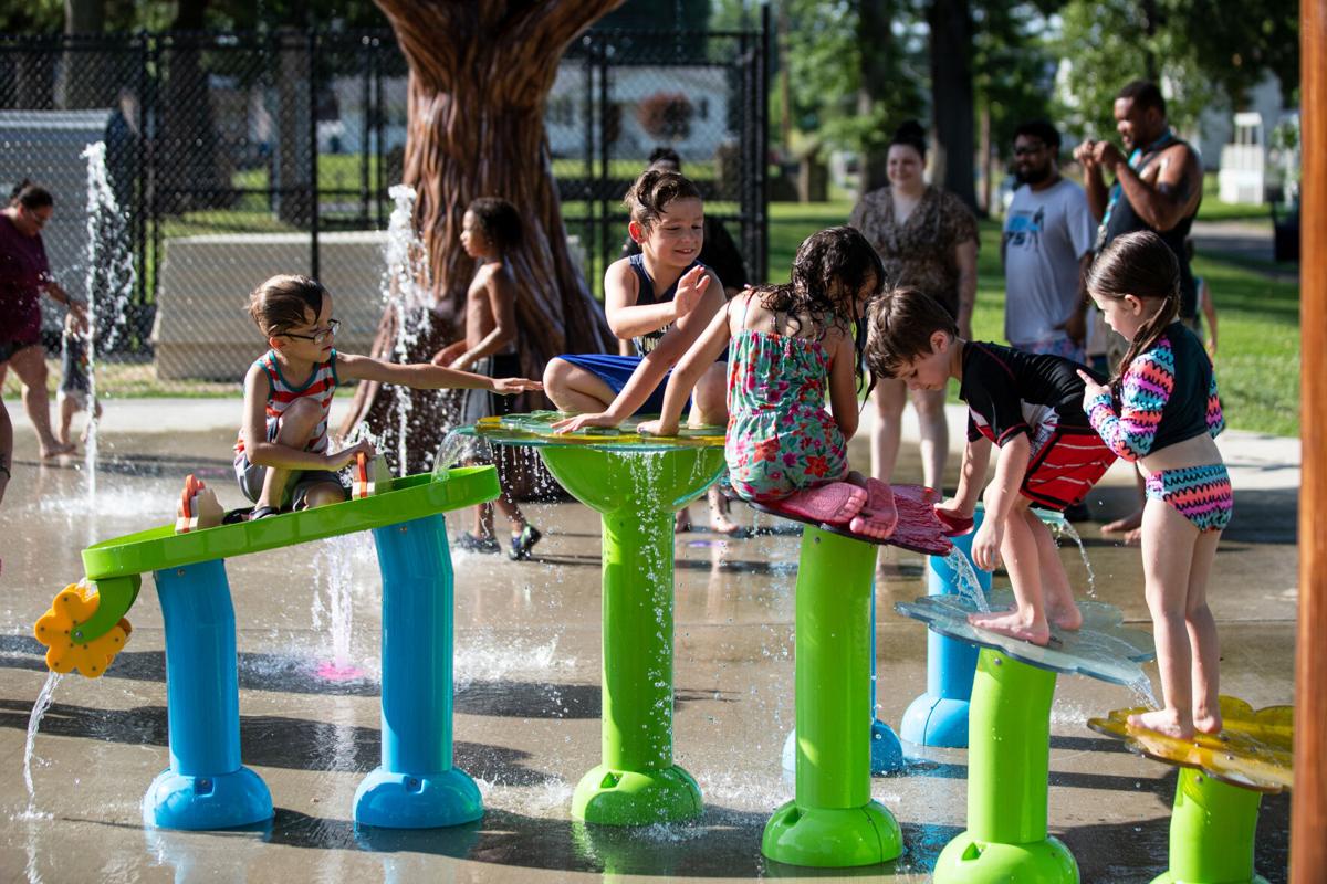Photos: St. Cloud Commons Splash Pad | Multimedia | herald-dispatch.com
