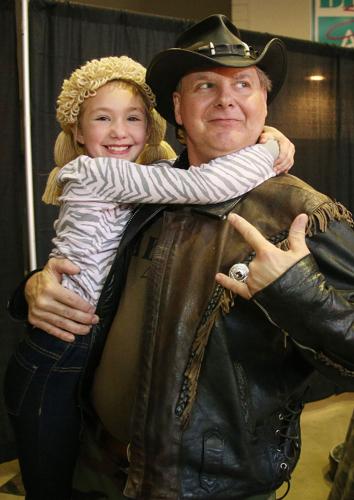 Gallery: Cast of "Call of the Wildman" help out with donation drive ...