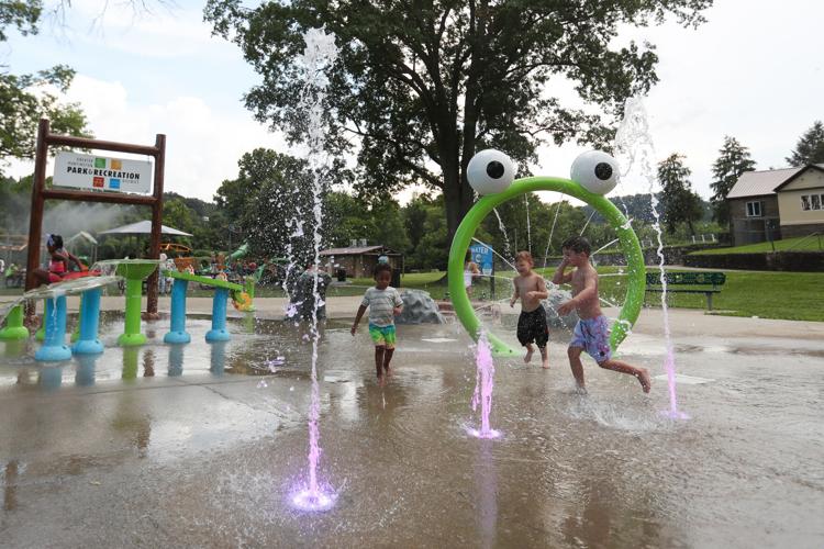 Photos: Kids cool off at St. Cloud Commons splash pad | Multimedia ...