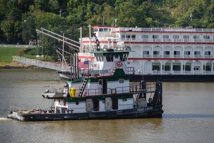 Photos: American Countess visits Huntington | Multimedia | herald ...