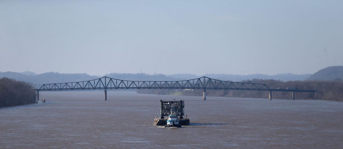 Photos: Tugboat Hauls Ethane Cracker Plant Parts to Monaca ...