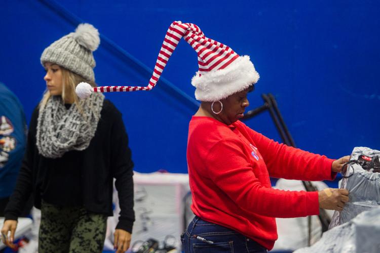 Photos: A.D. Lewis Community Center Christmas Party | Photo Galleries ...