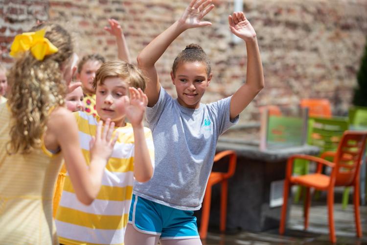 Photos: Huntington Dance Theatre hosts lemonade stand at The Market ...