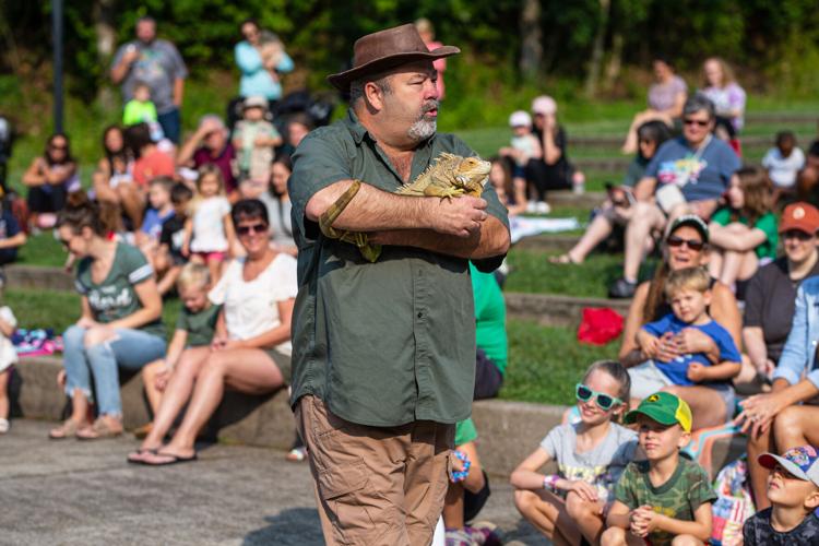 Photos: Dr. Des Coveries Wild Animal Show | Multimedia | herald ...