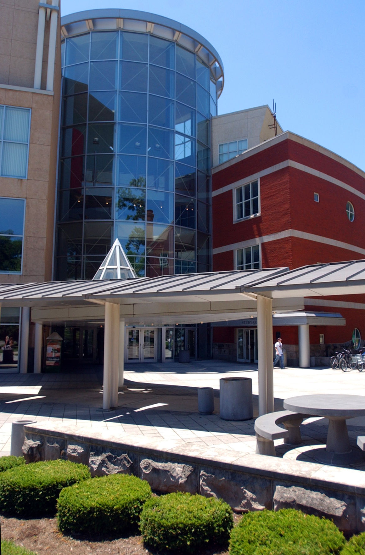 Lending a helping hand: on-campus services | Marshall University ...