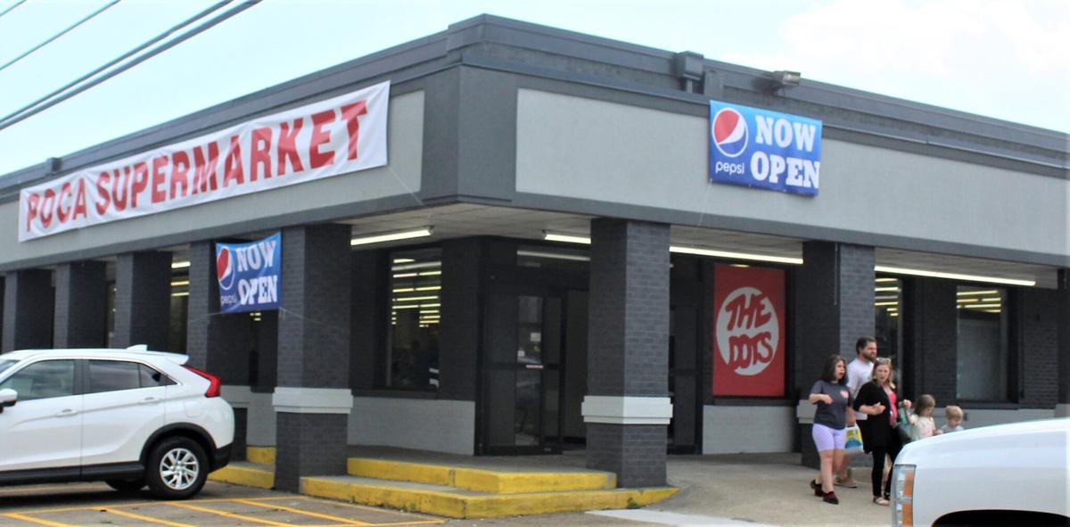 Poca Supermarket hosts grand opening, petting zoo | Putnam News ...