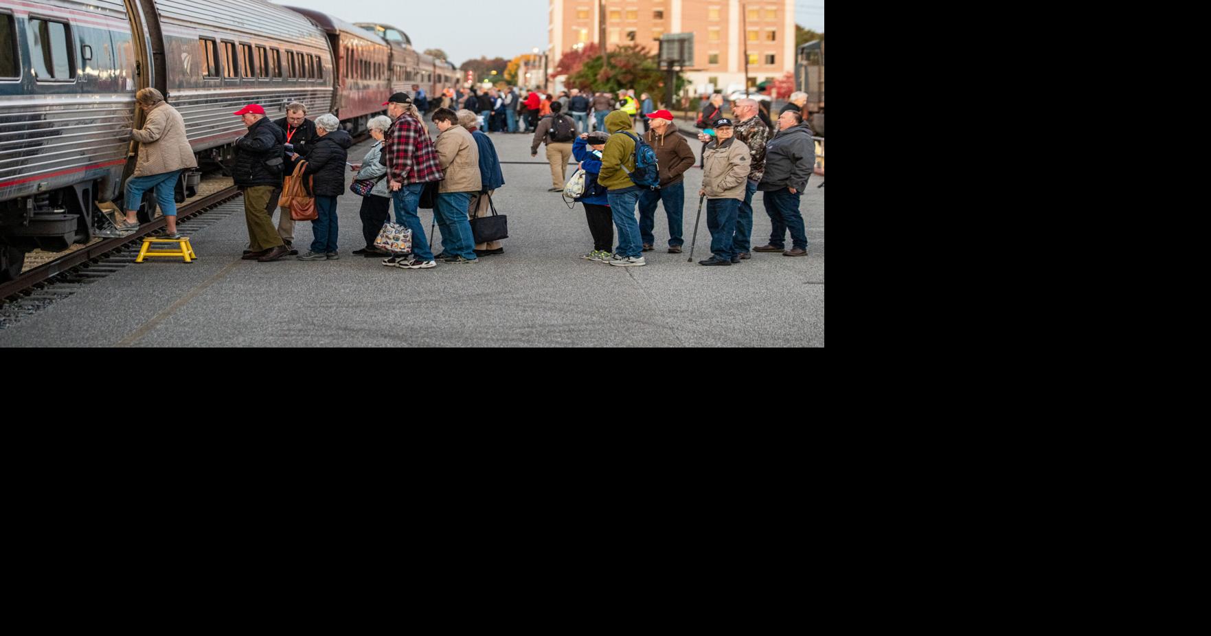 Autumn Colors Express trains resume W.Va. excursions | News | herald ...