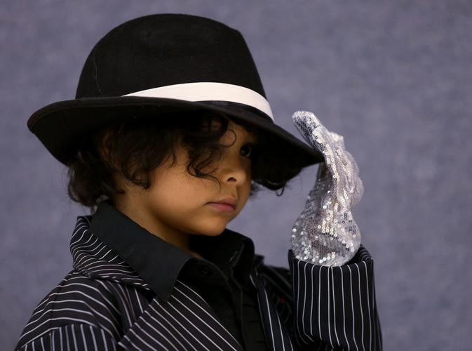 Second-graders portray historical figures at Living Wax Museum | Ohio ...